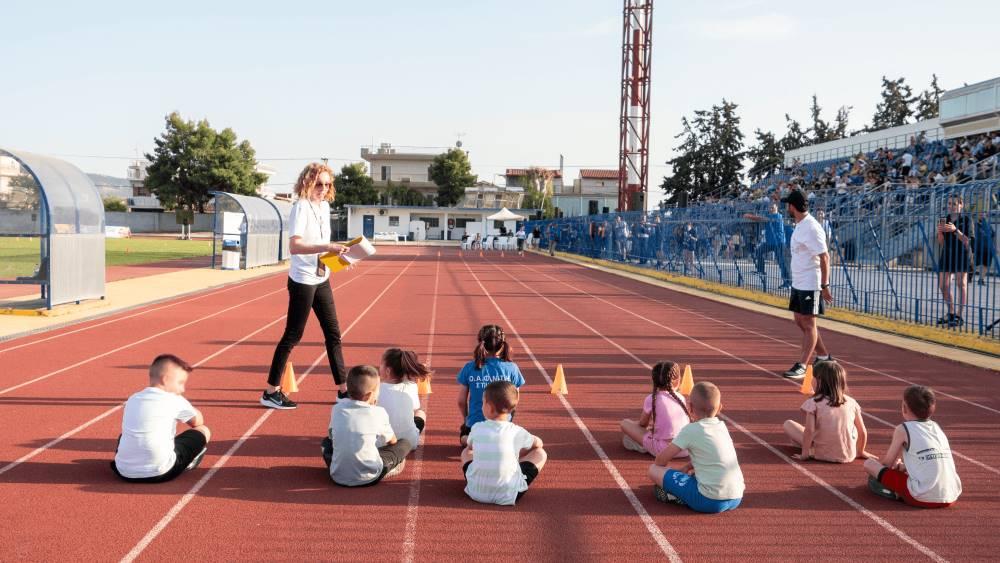 Η Βούλα Ζυγούρη και το BeActiveHellas στο Δημοτικό Στάδιο Ασπροπύργου ...